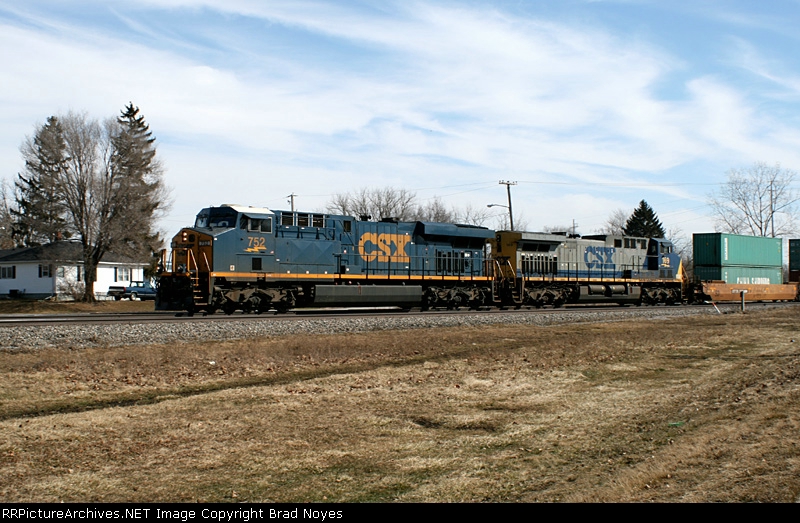 CSX 752